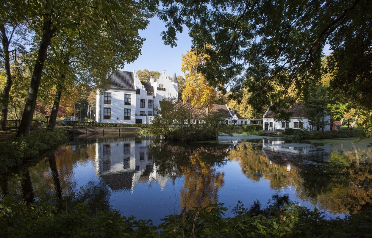 Wandelroute Rhoon: van kasteel Rhoon tot de grienden - Toeractief